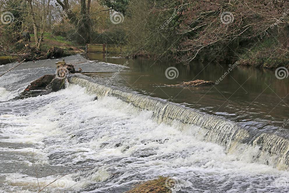 Wier on the River Culm, Devon Stock Image - Image of devon, rocks ...