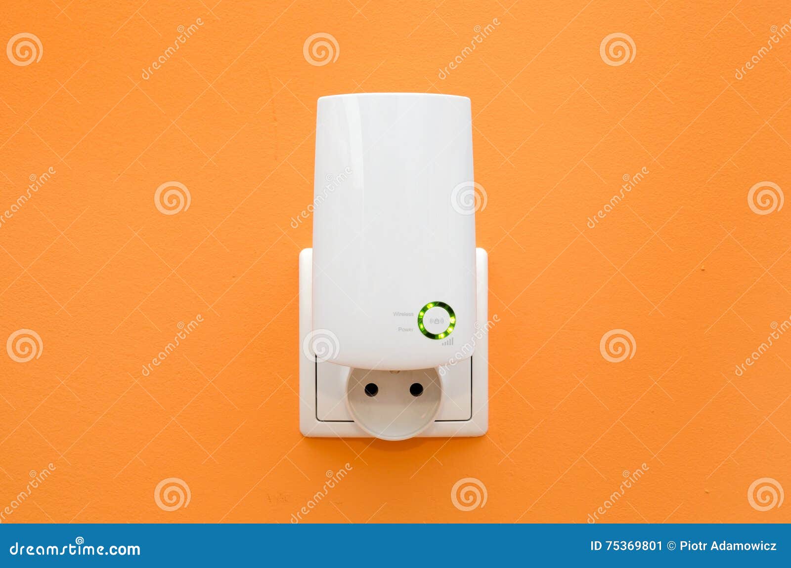 WiFi Repeater in Electrical Socket. Simply Way To Extend Wireless ...