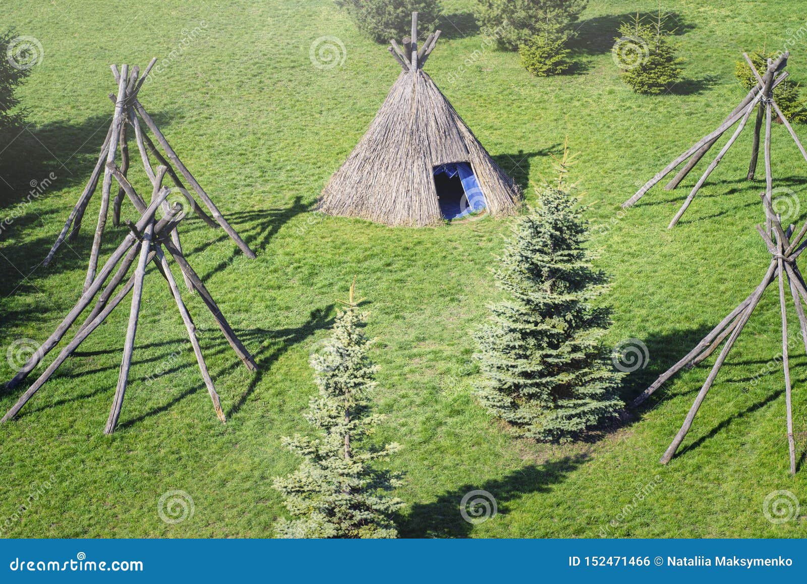 Wigwam Type Thatch Huts in Native American Camp Site.Wigwam Type Thatch ...