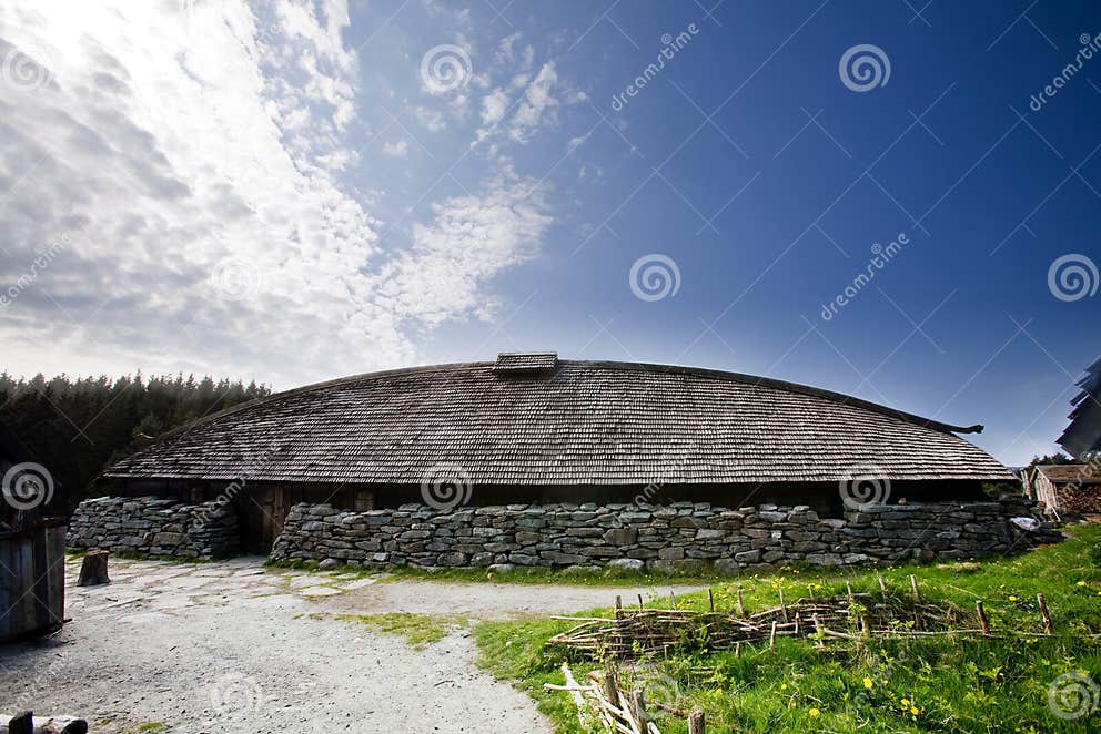 Wikinger-langes Haus stockbild. Bild von haus, gebäude - 5226095