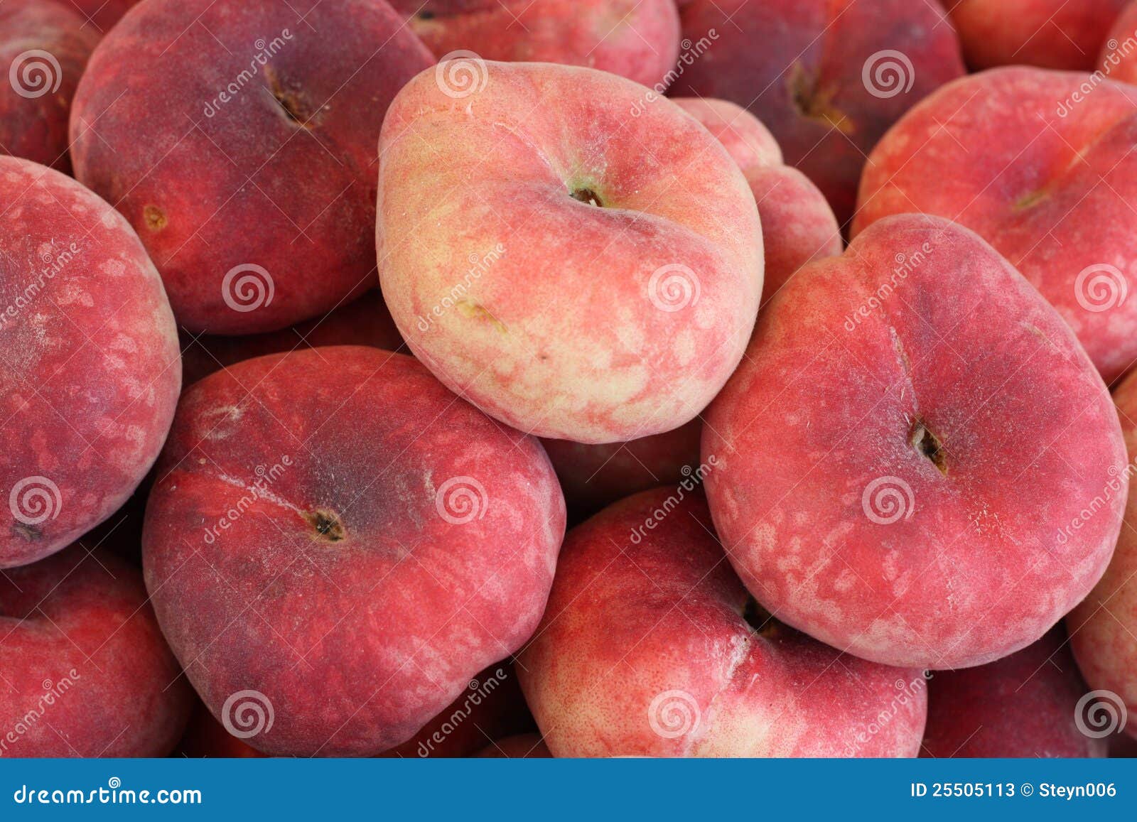 Wilde Pfirsiche/flach Pfirsiche Stockbild - Bild von gemüse, pfirsiche ...