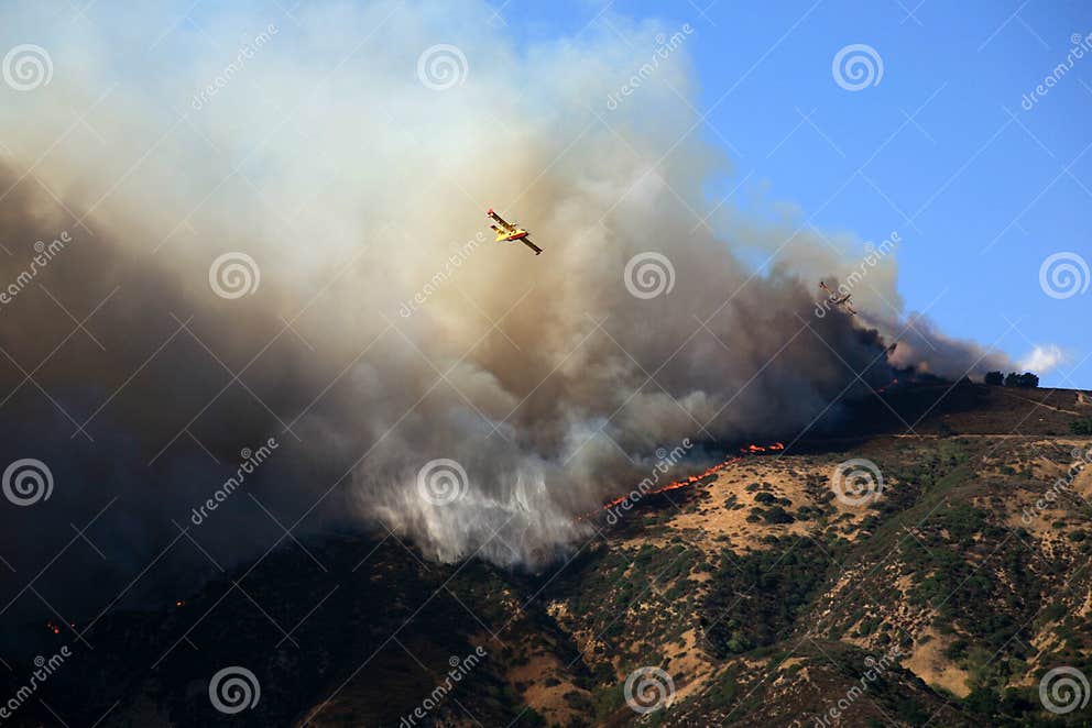 Wildfire-fighting Plane editorial stock photo. Image of firefighters ...