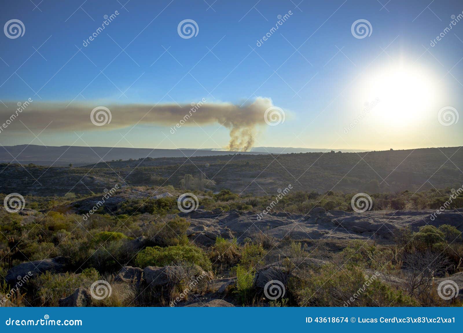 Wildfire panoramic view stock photo. Image of cottage - 43618674