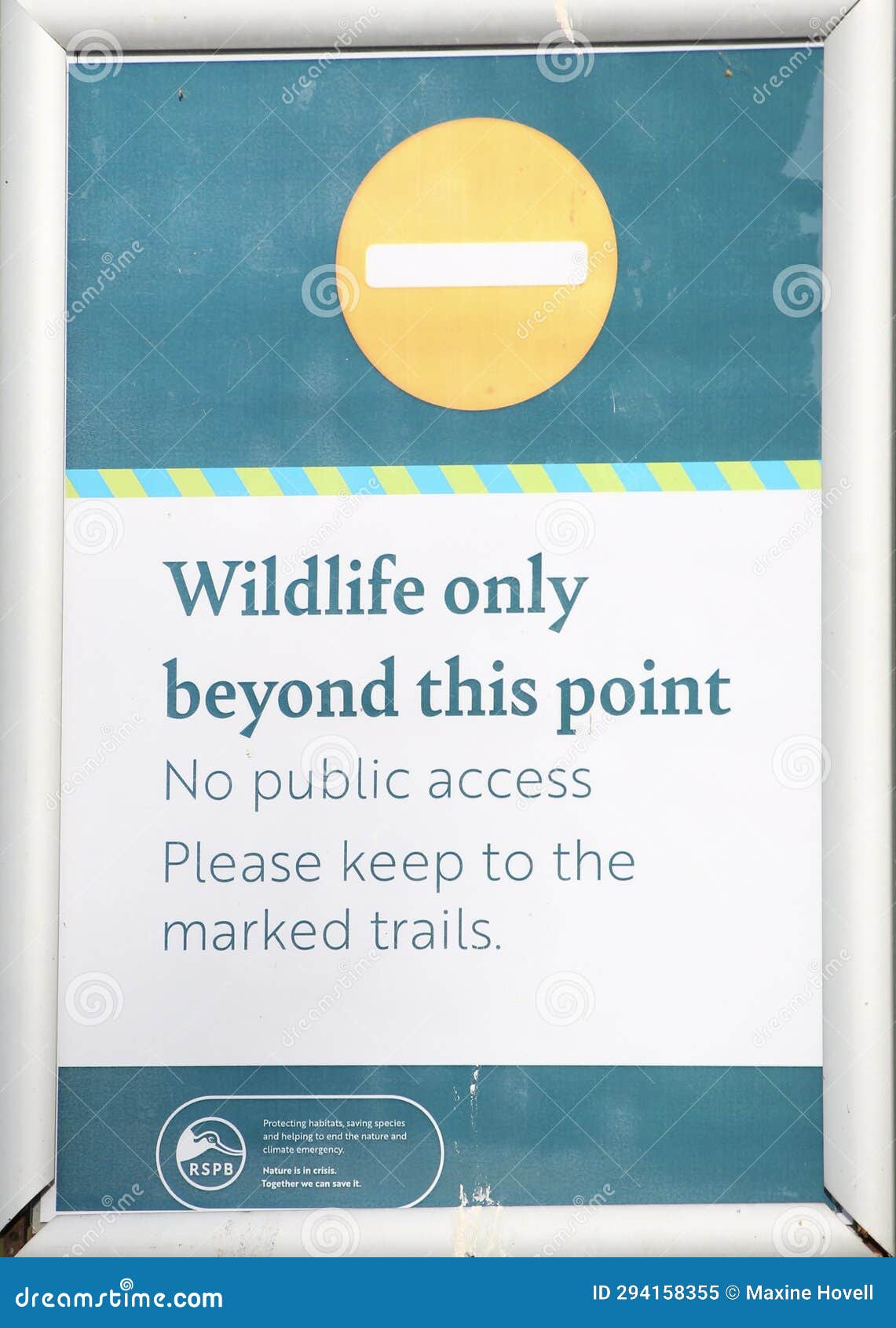Wildlife sign at Minsmers editorial image. Image of poster - 294158355