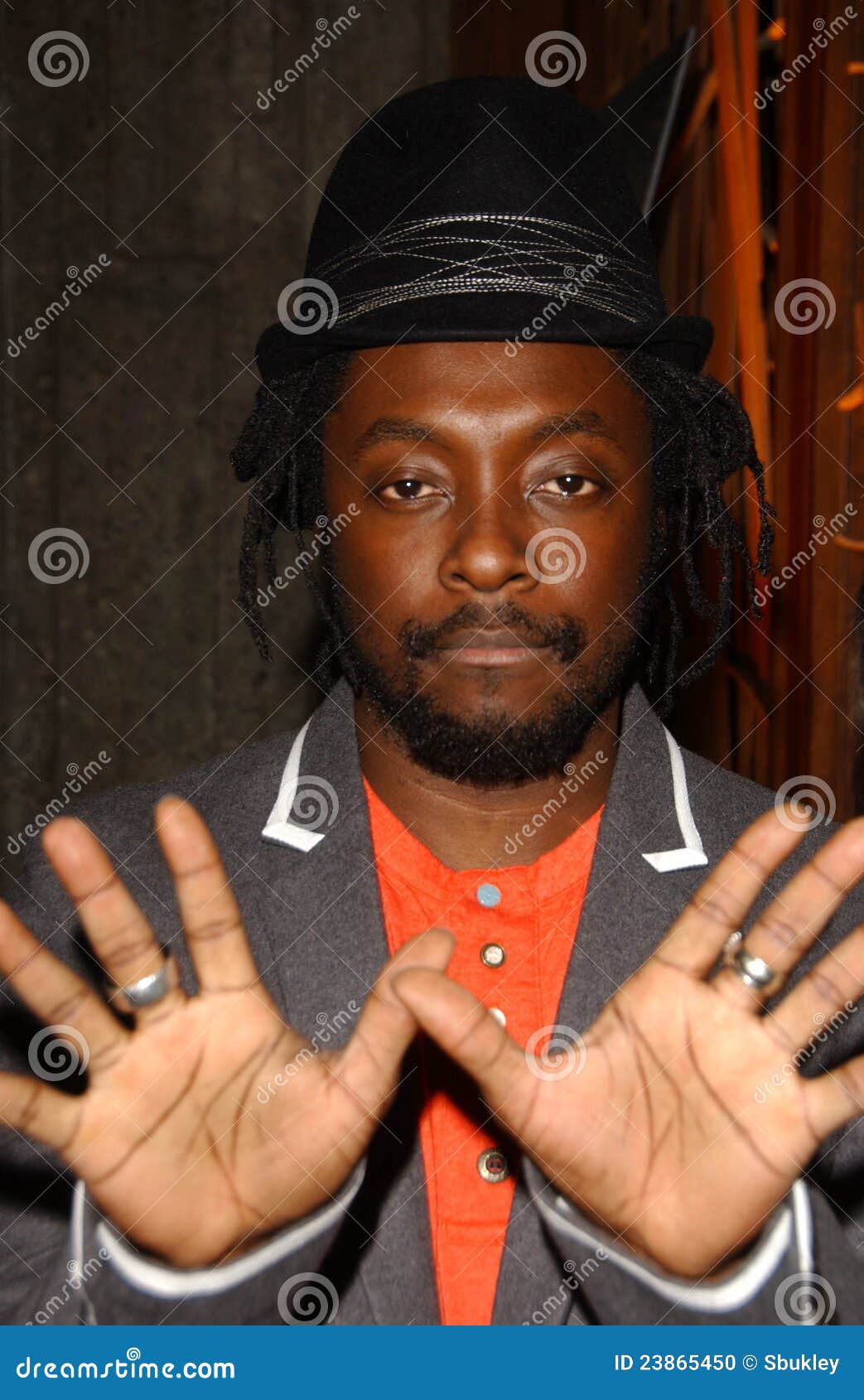 Will i am, editorial image. Image of record, album, songs - 23865450