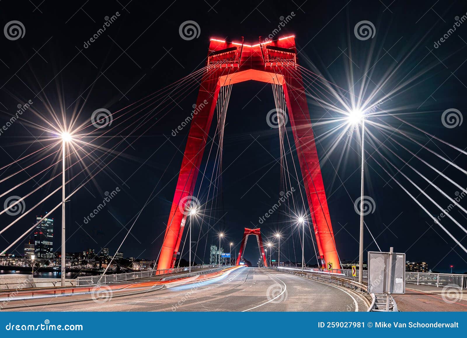 The Willems Bridge in Rotterdam Stock Image - Image of harbor, landmark ...