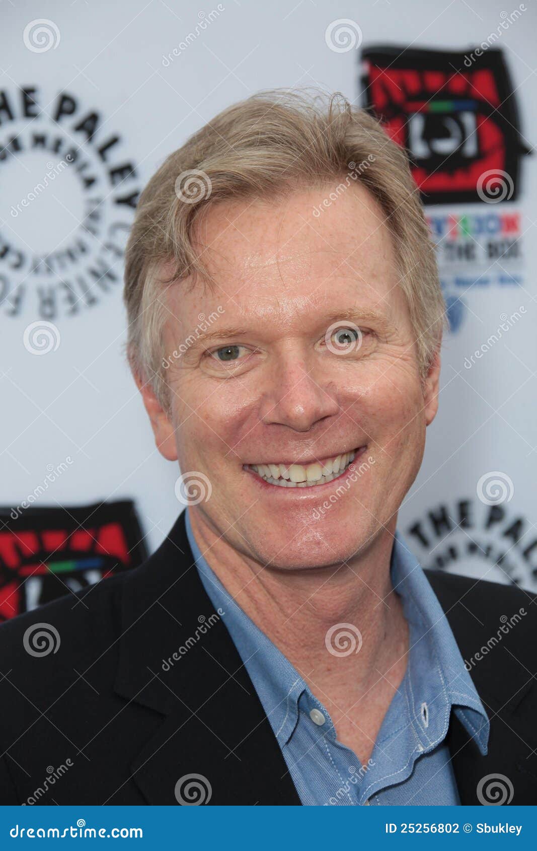 William R. Moses editorial photography. Image of hills - 25256802