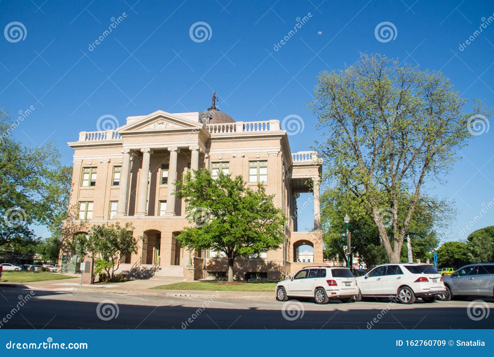 Williamson County Courthouse Editorial Stock Image - Image of iconic ...