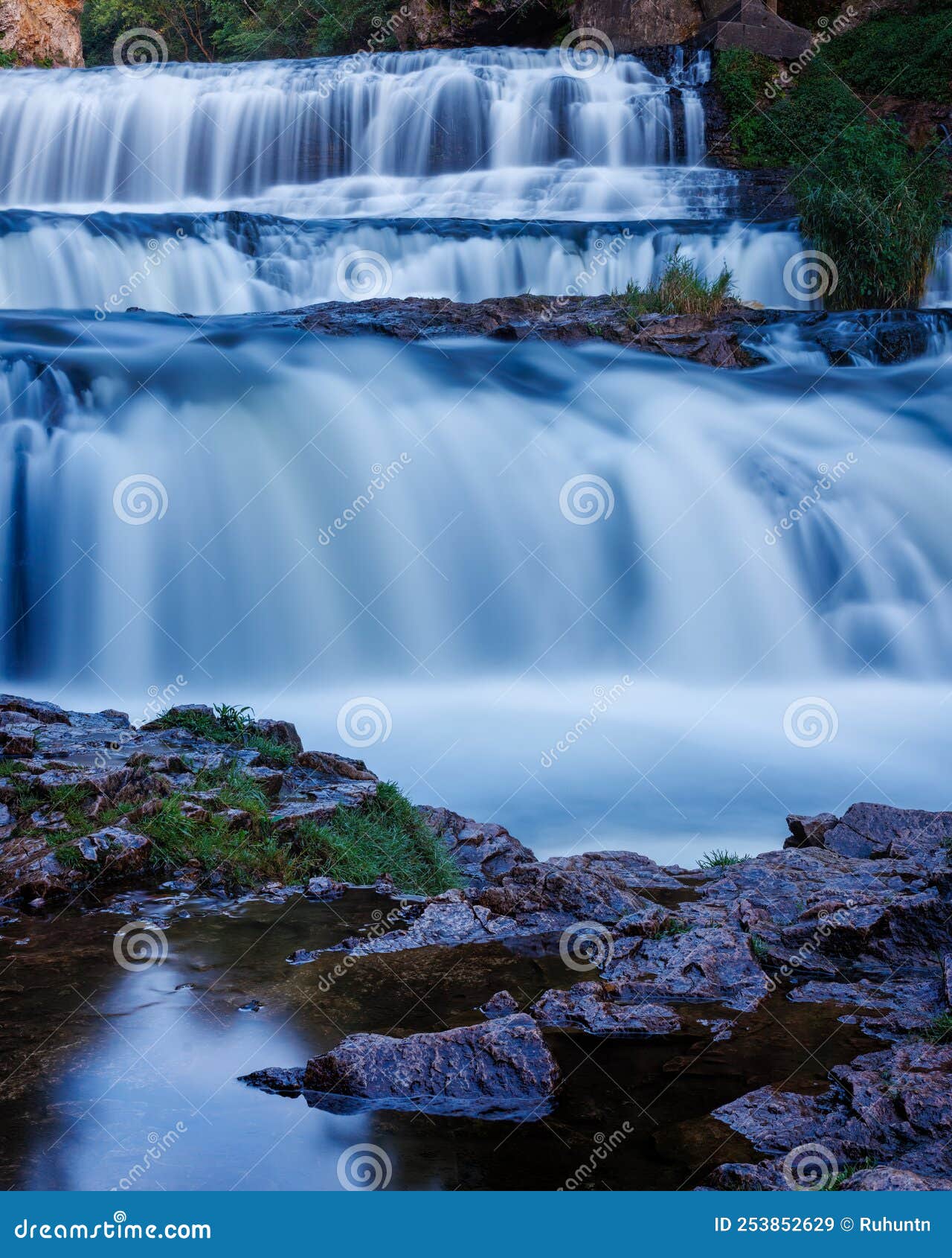 Willow Falls during Summer at Willow River State Park in Hudson ...
