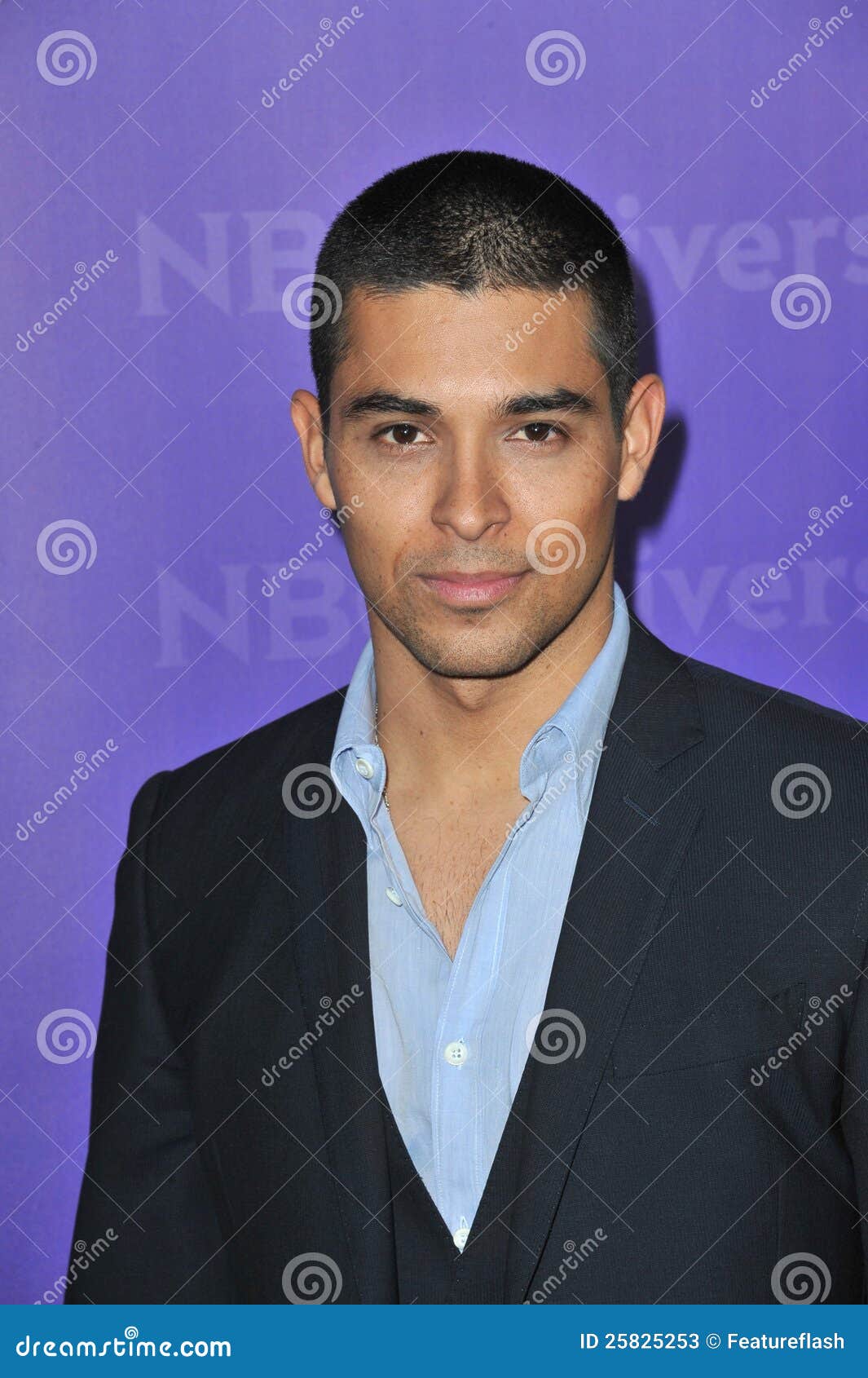 Wilmer Valderrama editorial stock photo. Image of awake - 25825253
