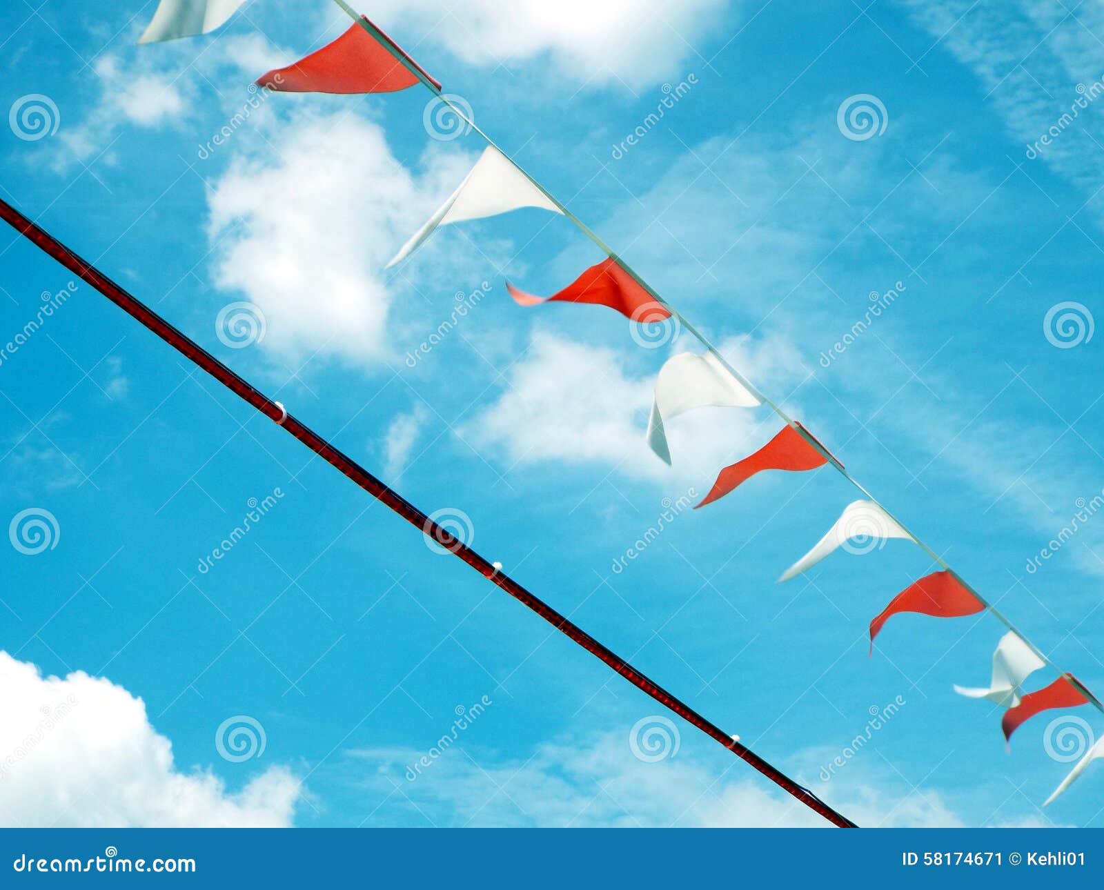 Wimpel in de wind stock afbeelding. Image of spandoeken - 58174671