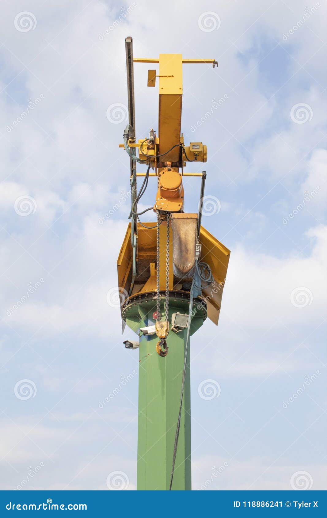Winch of the port stock image. Image of green, port - 118886241