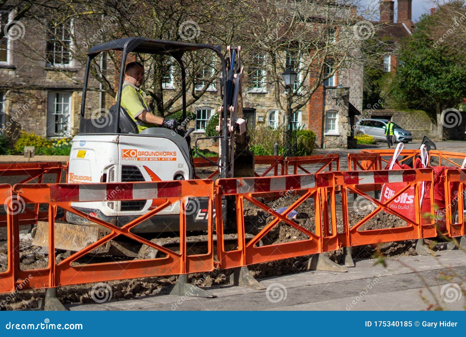 03/11/2020 Winchester, Hampshire, UK a Builder or Construction Worker ...
