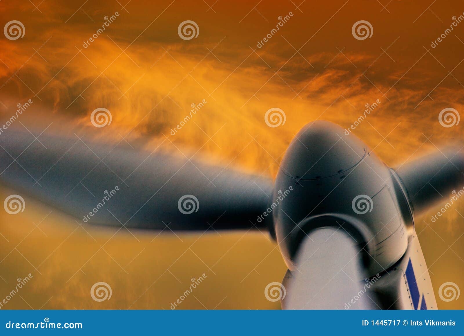 Dynamo/generator. Simple Flat Illustration. | CartoonDealer.com #217253504