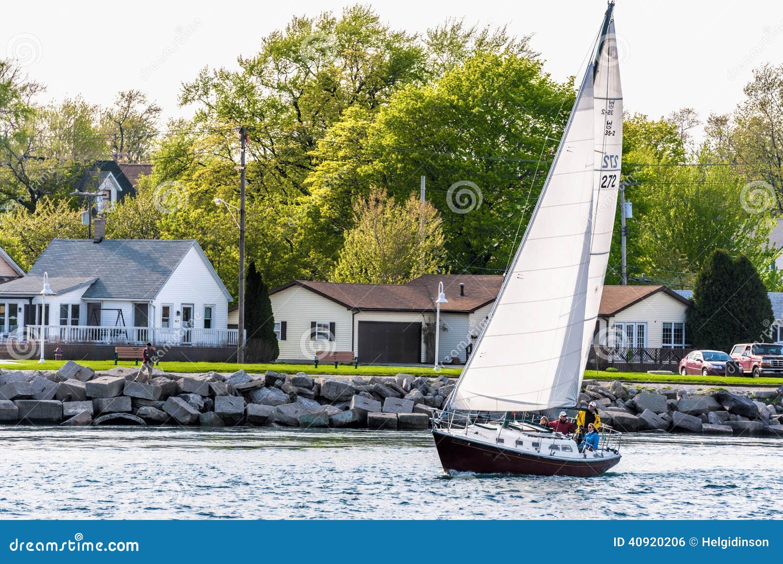 Wind power sail boat editorial photo. Image of sail, blue - 40920206
