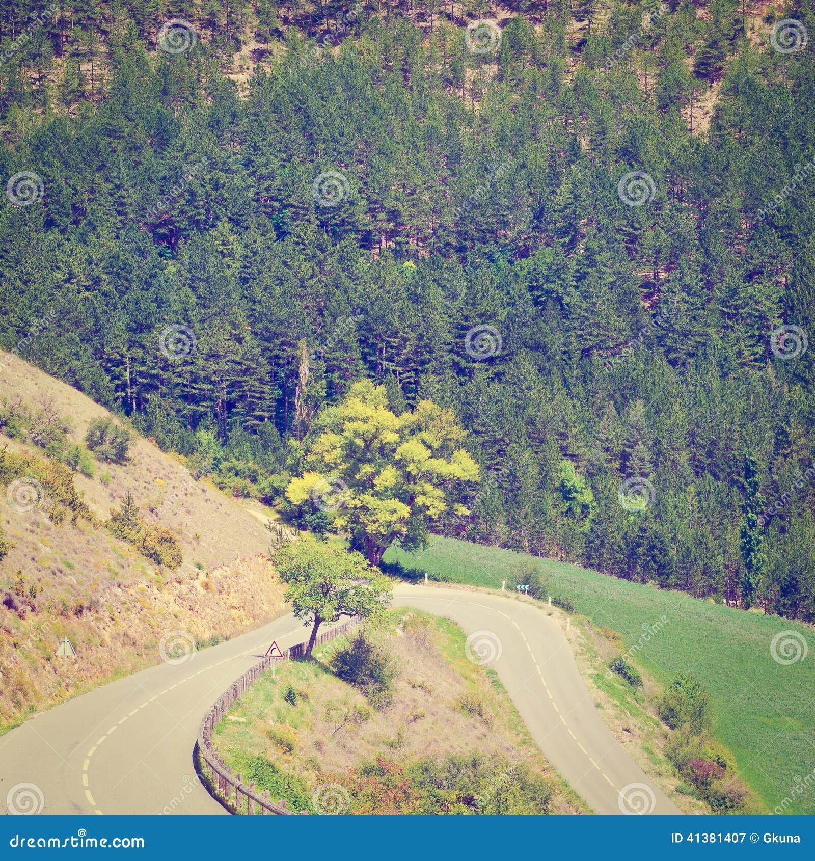 Winding Road stock image. Image of roadside, highlands - 41381407