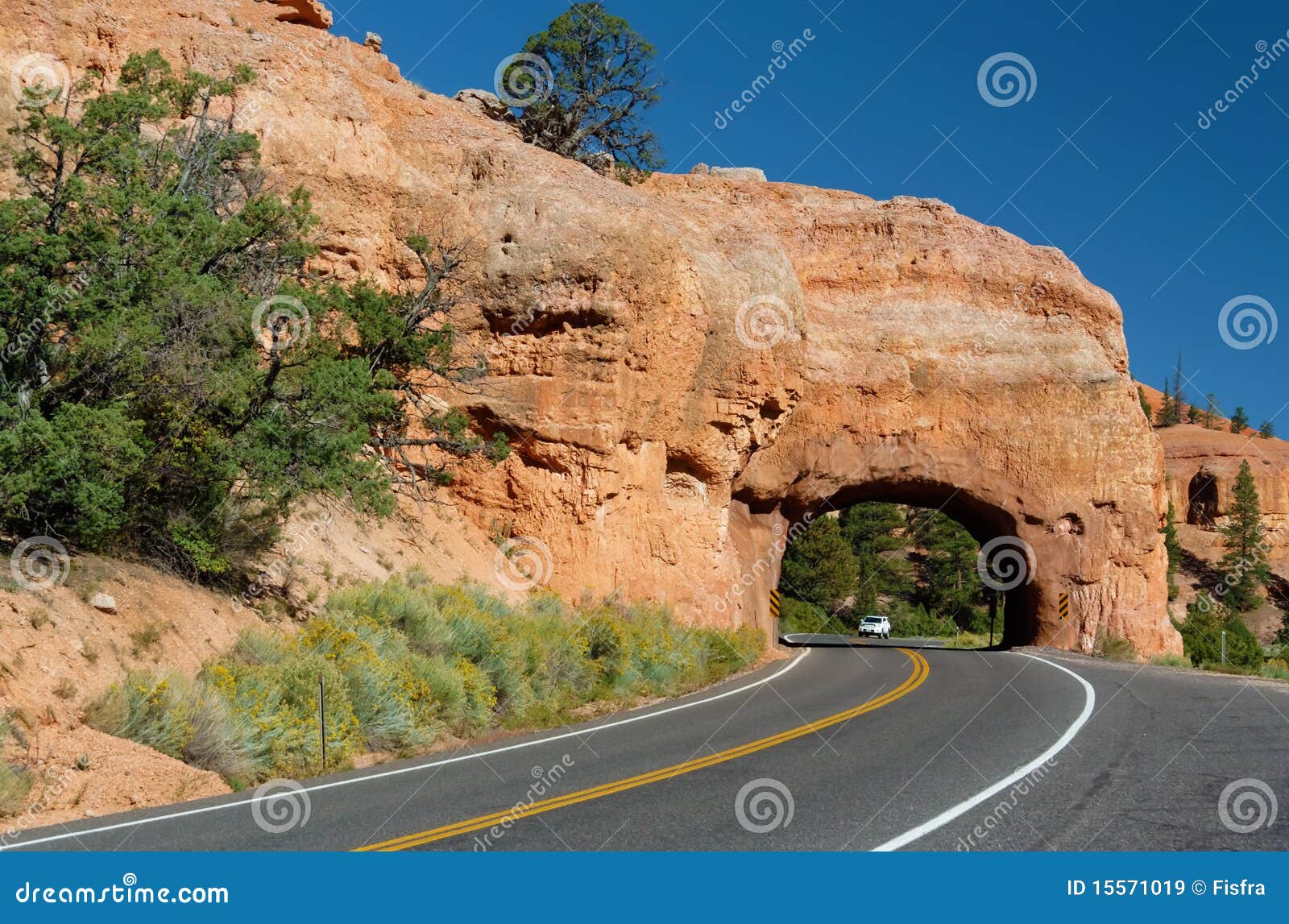 Winding Road at Red Canyon stock image. Image of asphalt - 15571019