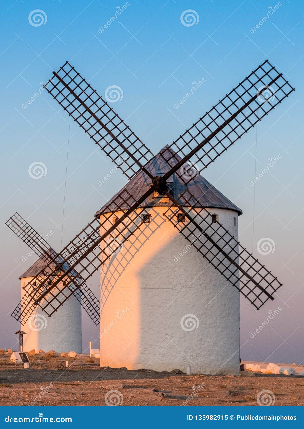 Windmill, Mill, Building, Sky Picture. Image: 135982915