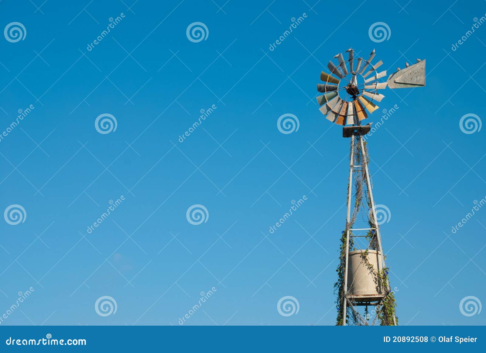 Windmill pump stock photo. Image of rotate, windmill - 20892508