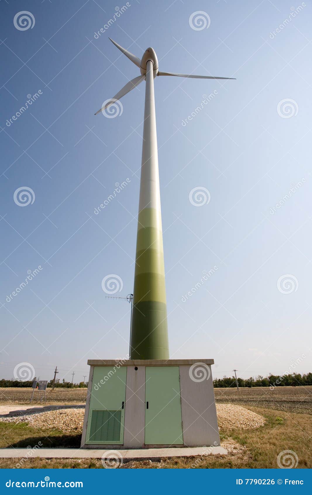 Windmill, Wide Perspective Picture. Image: 7790226