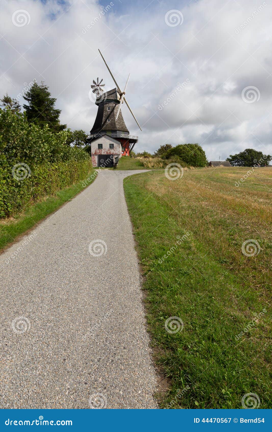 Windmills path stock image. Image of wolken, mafrac14 - 44470567