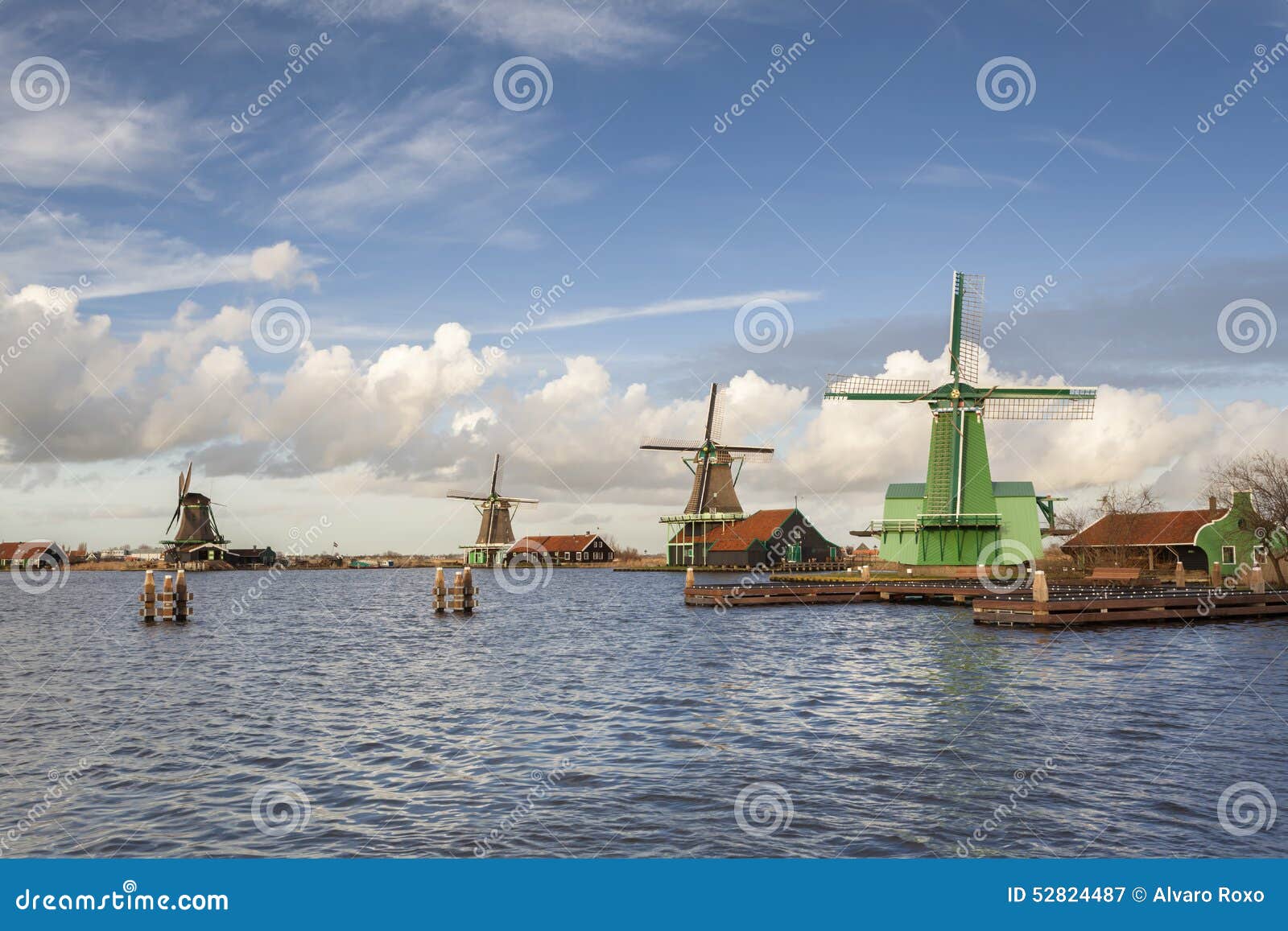 Windmolens Van Zaanse Schan in Nederland Stock Afbeelding - Image of ...