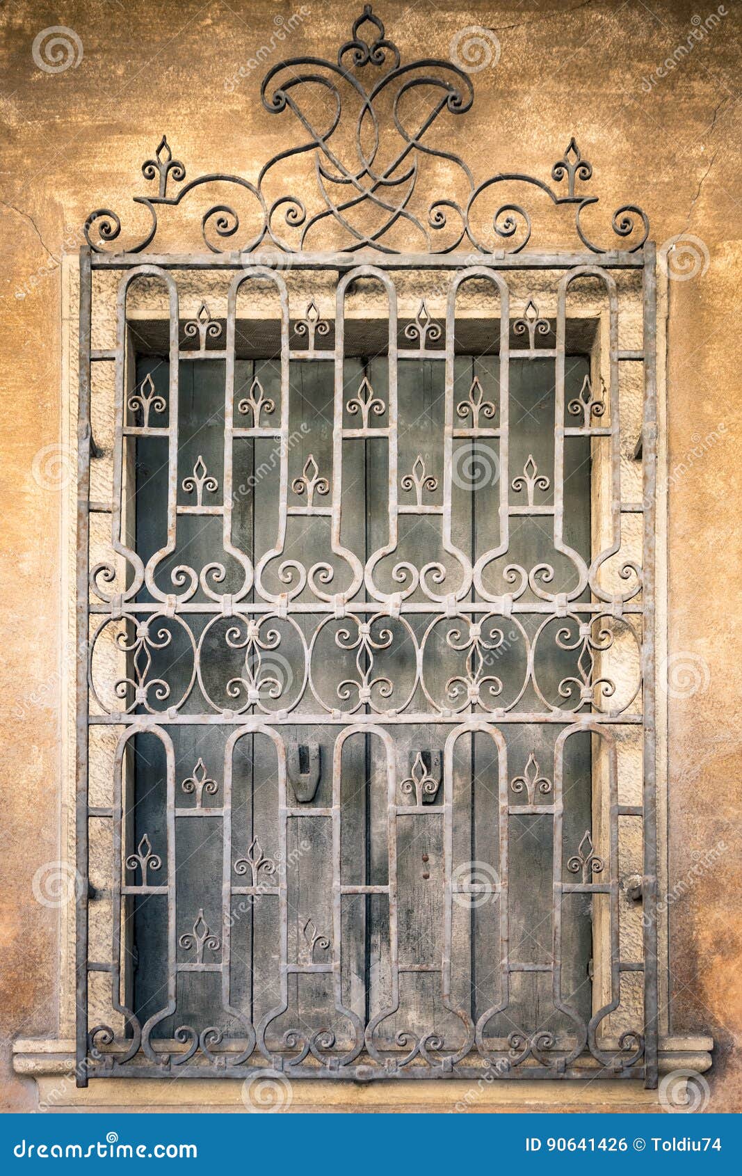 Window of an Ancient Italian Villa with Artistic Iron Grill. Stock ...