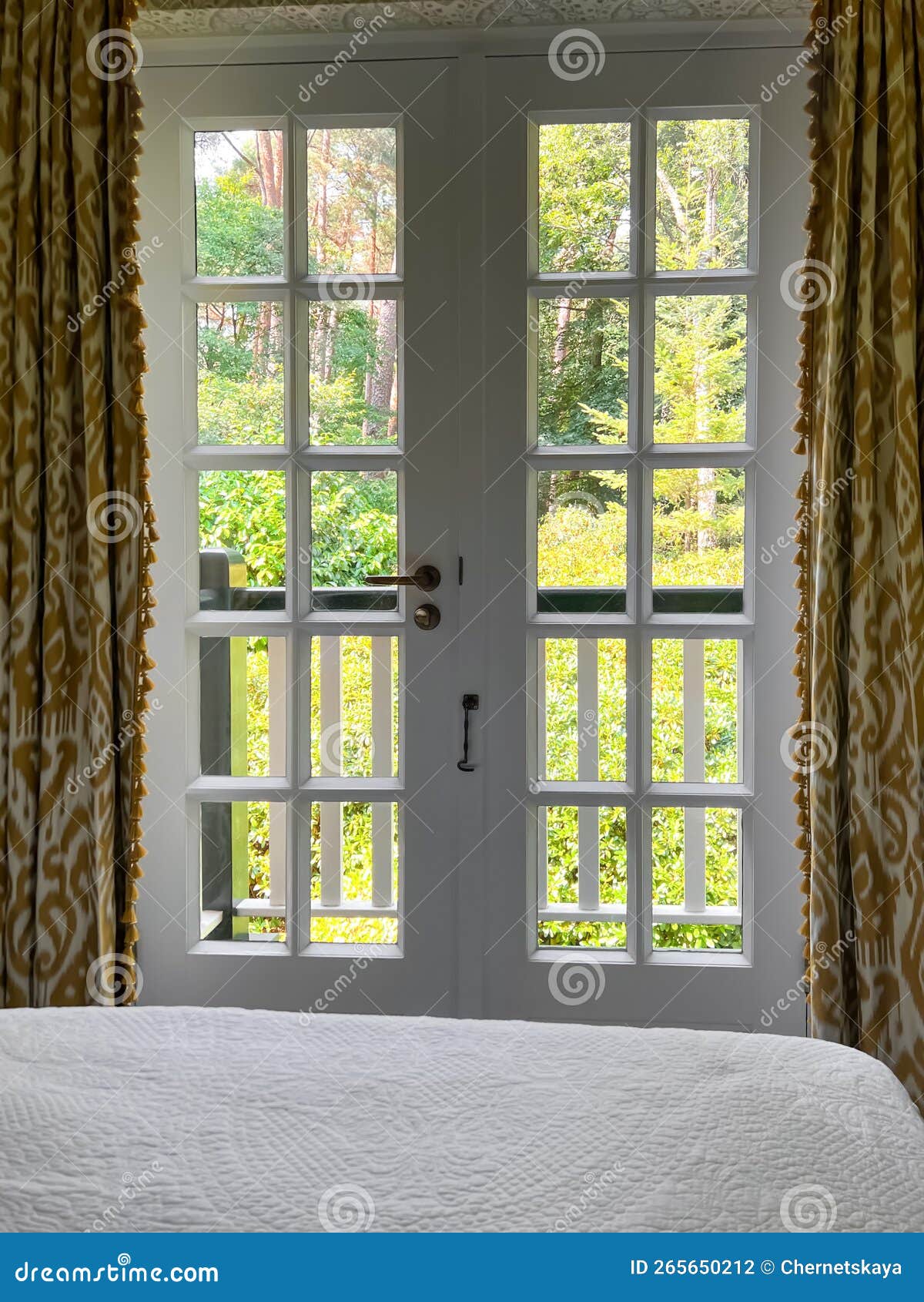 Window with Beautiful View on Garden in Cozy Room. Interior Design ...
