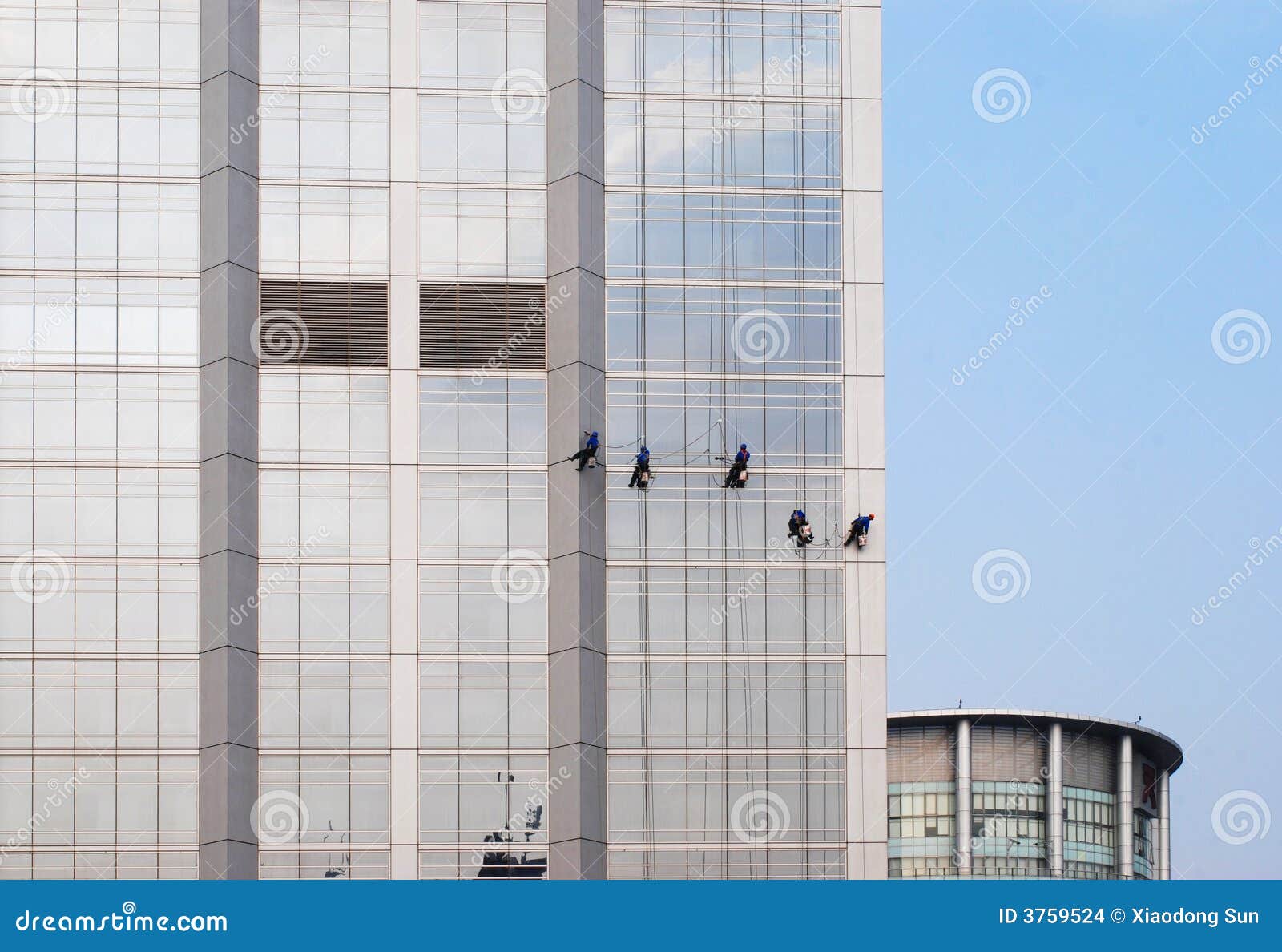 Window Cleaners Cleaning Skyscrapers Stock Photo - Image of labour ...