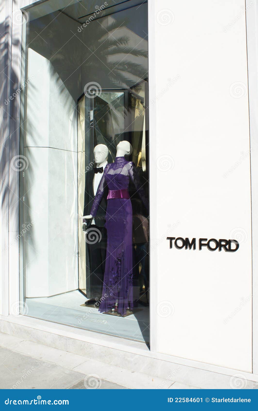 Window Display by Tom Ford editorial photo. Image of ford - 22584601