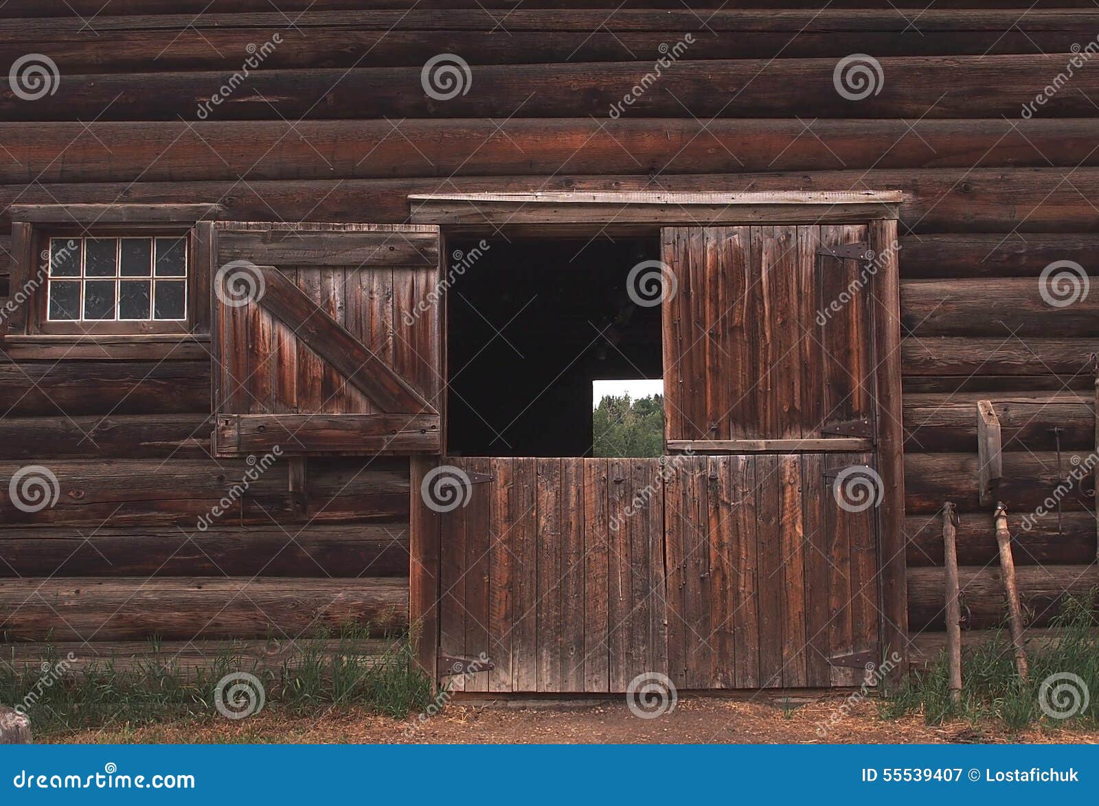 Multi Paned Window Stock Photos - Free & Royalty-Free Stock Photos from ...