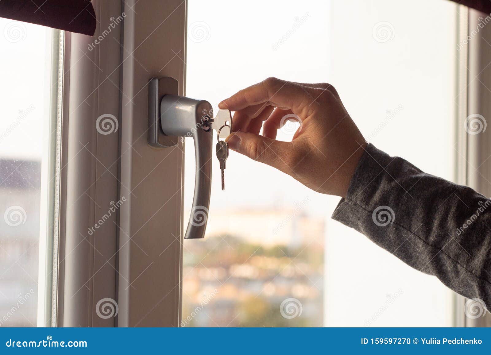 Key Locking Window with Key for Kids Safety. Window Restrictors in the ...