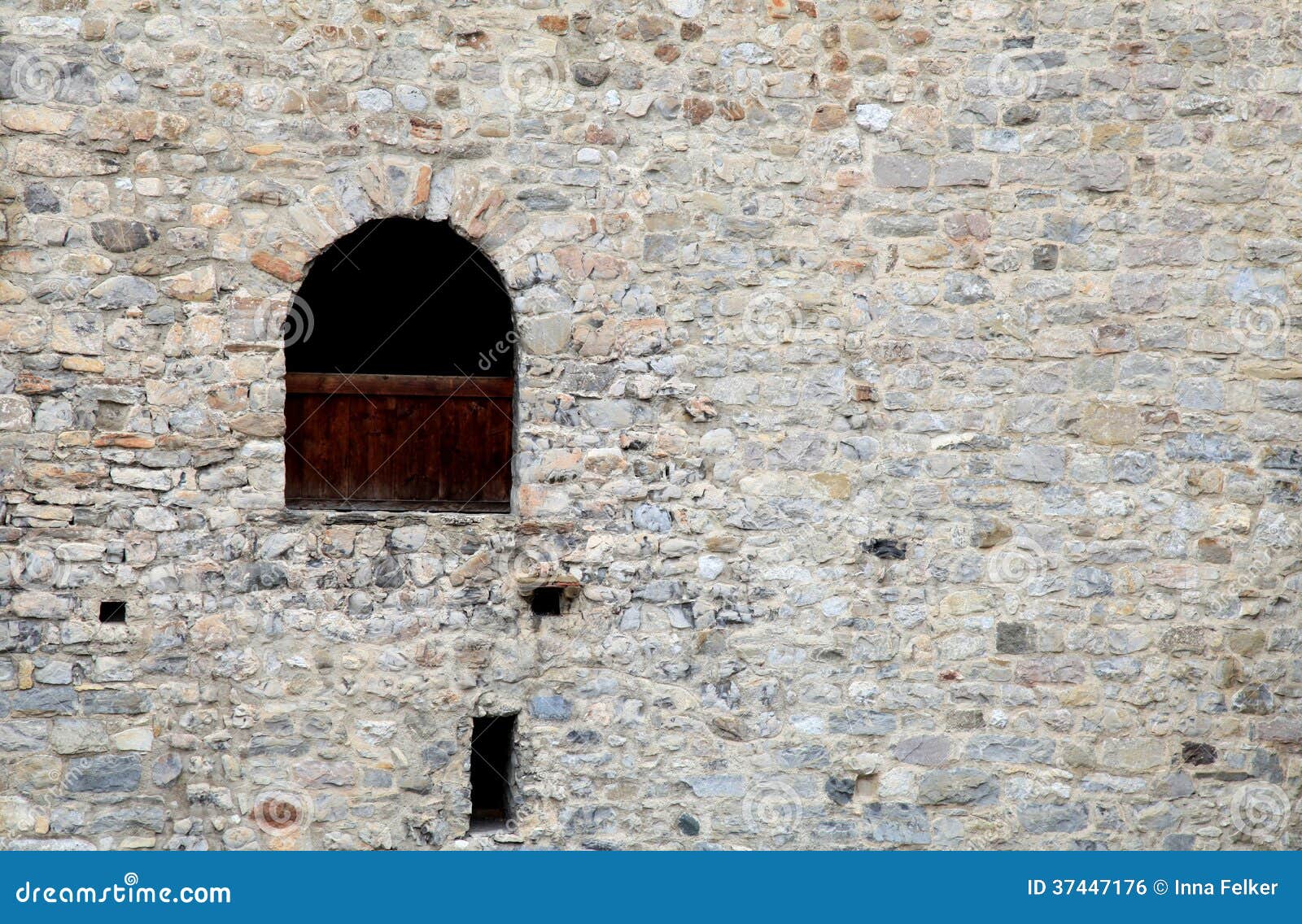 Window in Old Stone Wall of Medieval Castle Stock Photo - Image of ...
