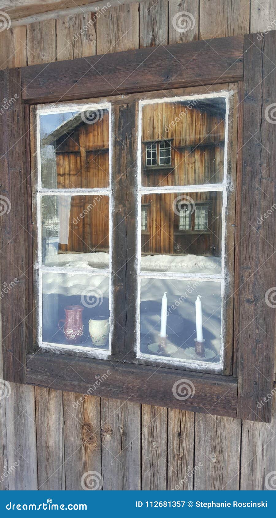 Cozy Traditional Norwegian Home Window Photos - Free & Royalty-Free ...