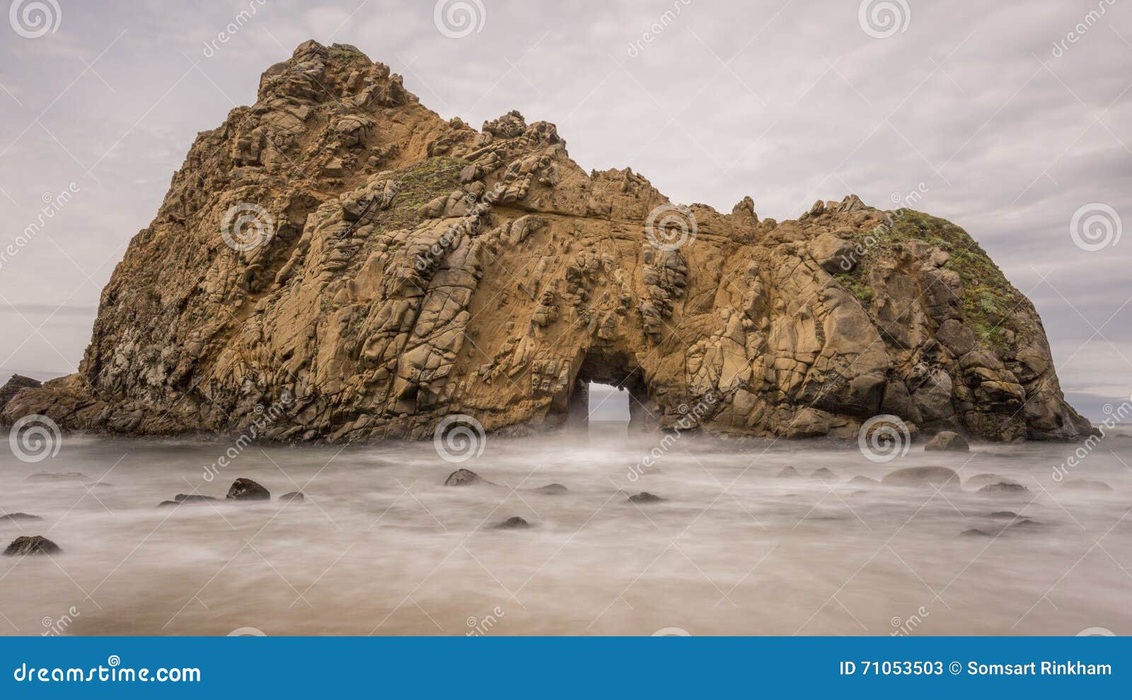 Window Rock at Pfeiffer Beach Stock Image - Image of nature, pfeiffer ...