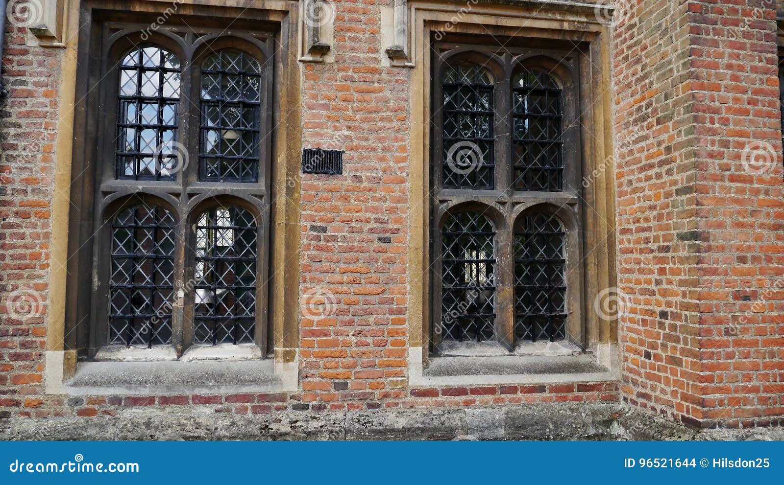 Tudor windows in Eton editorial stock image. Image of windows - 96521644