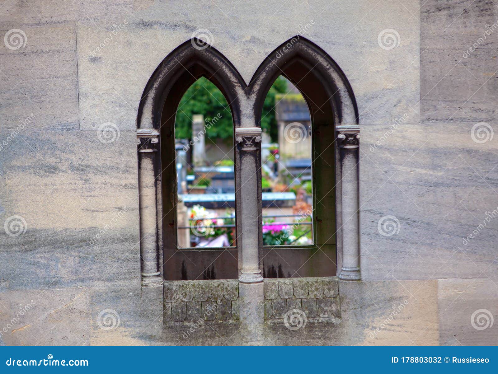 Mausoleum window stock photo. Image of graveyard, mortuary - 178803032