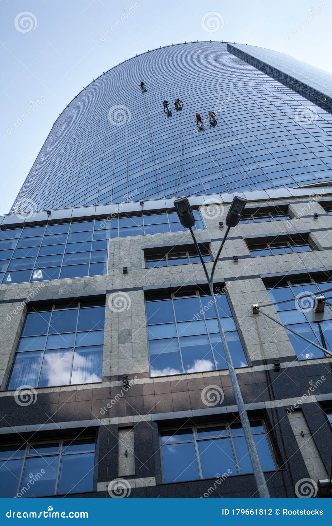 Window Washers Cleaning the Windows Stock Photo - Image of climb ...