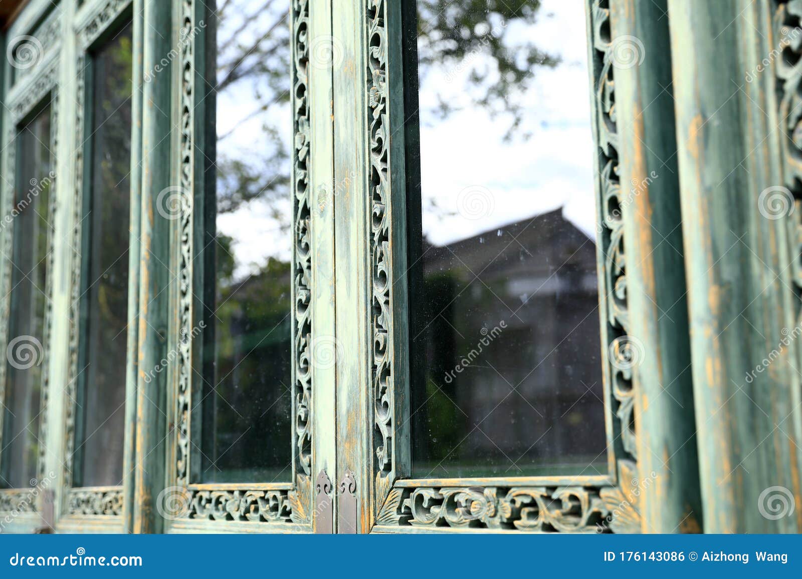 Windows of Ancient Chinese Architecture Stock Photo - Image of oriental ...
