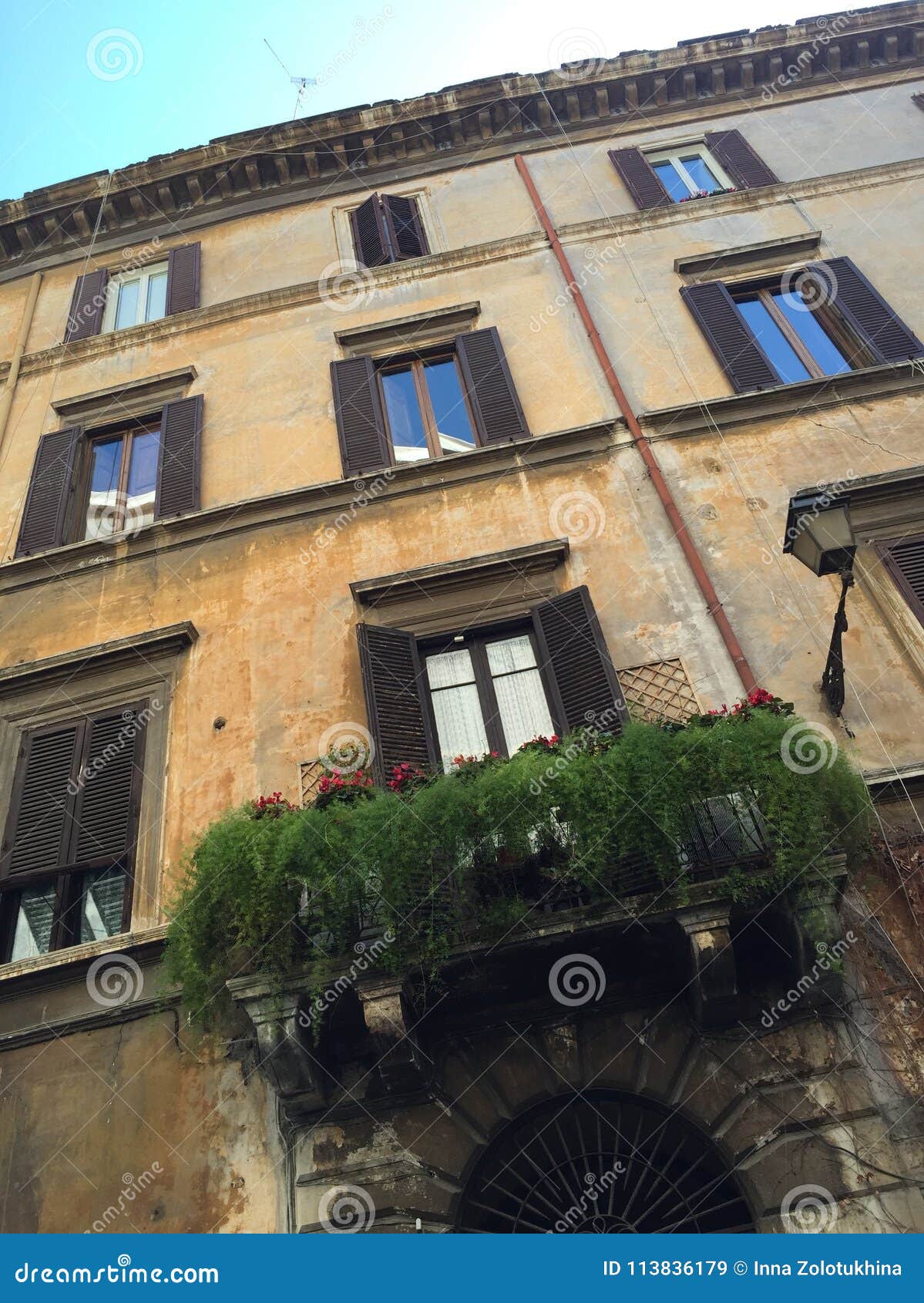 Windows of ancient Rome stock image. Image of house - 113836179
