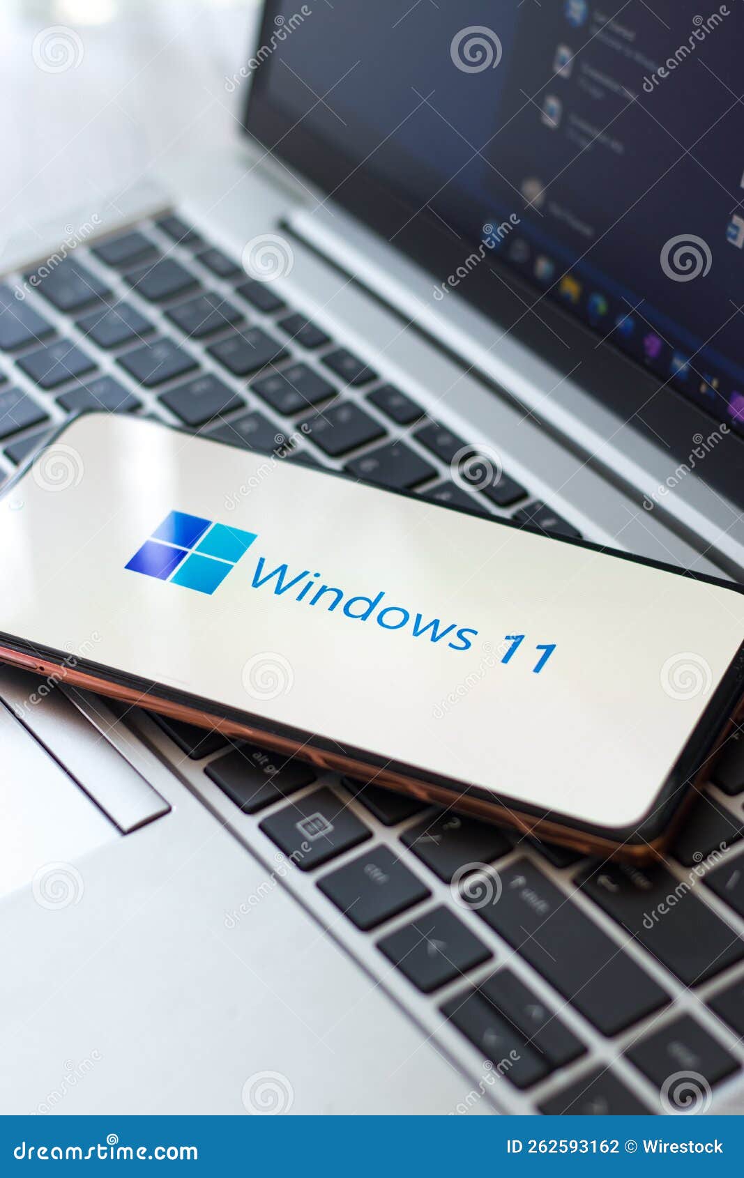 Windows 11 Logo on Laptop Screen Stock Image. Editorial Photography ...