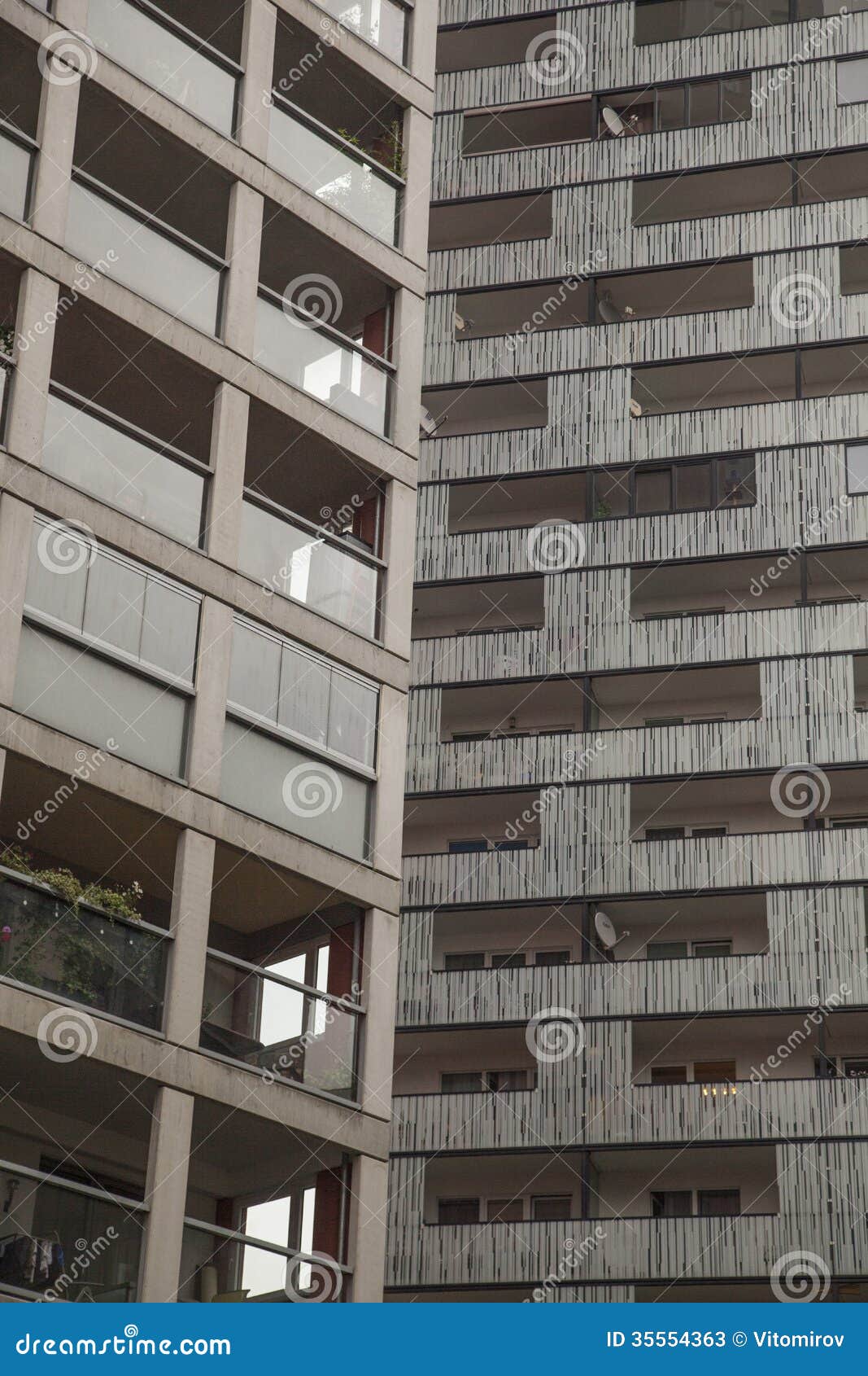 Windows on Modern Building , Stock Image - Image of facade, blue: 35554363