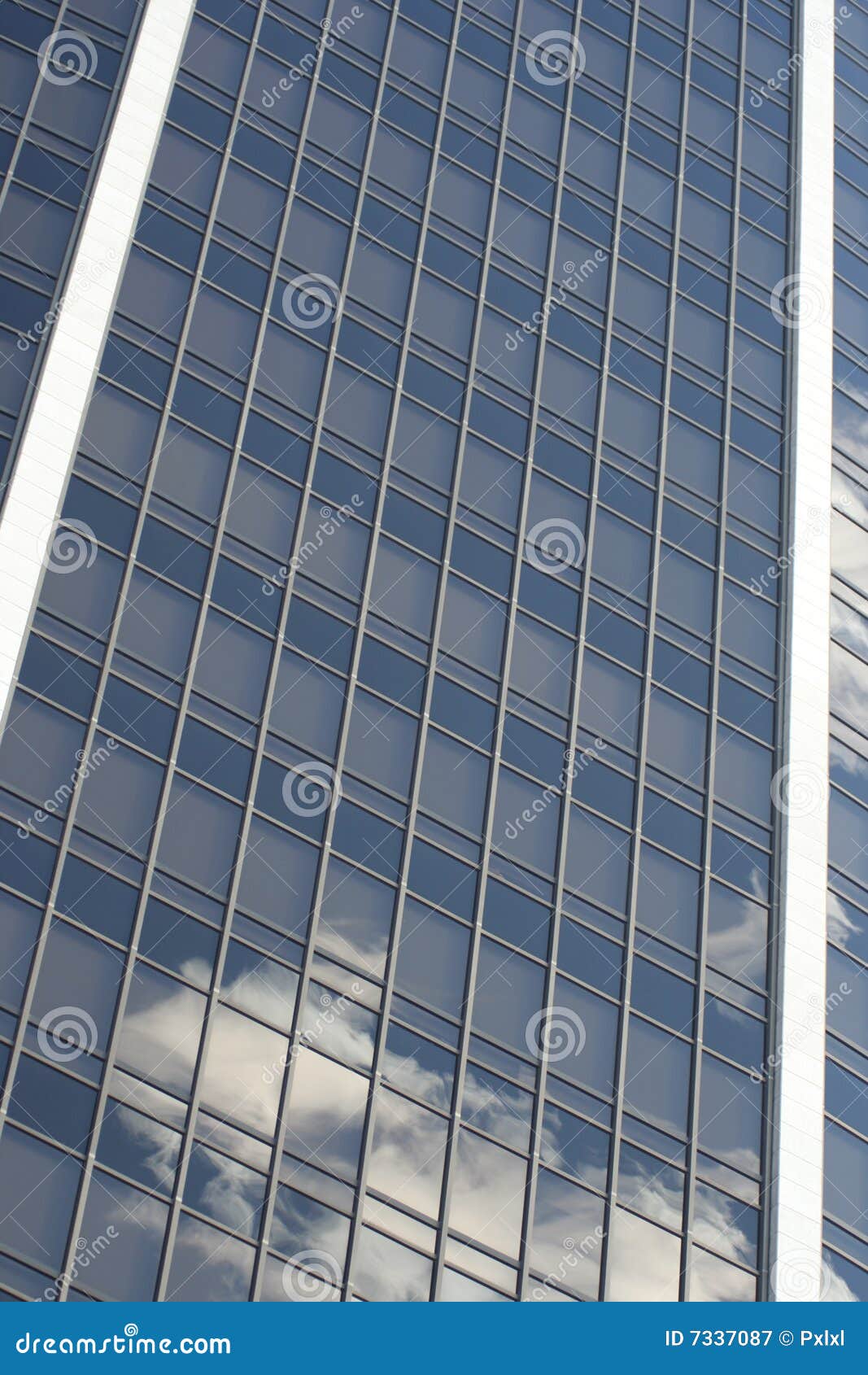 Windows of a skyscraper stock image. Image of altitude - 7337087