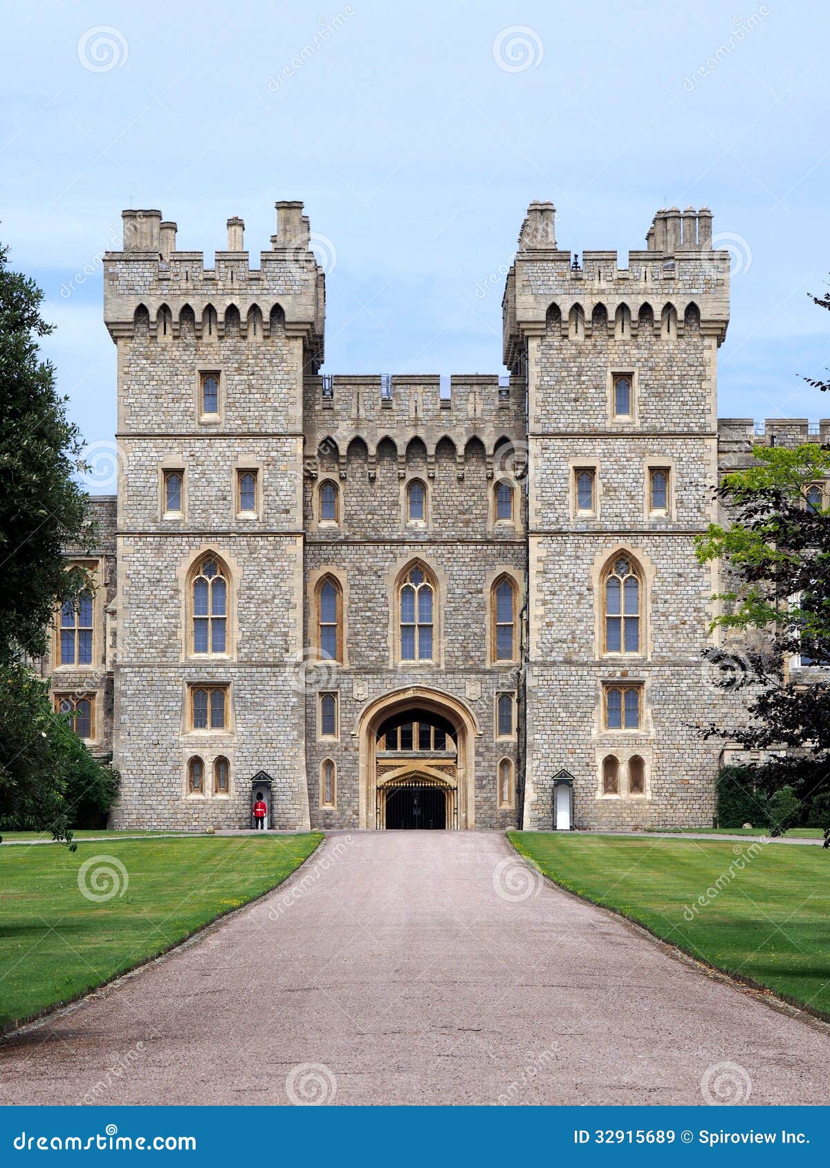 Windsor Castle imagen de archivo. Imagen de real, palacio - 32915689