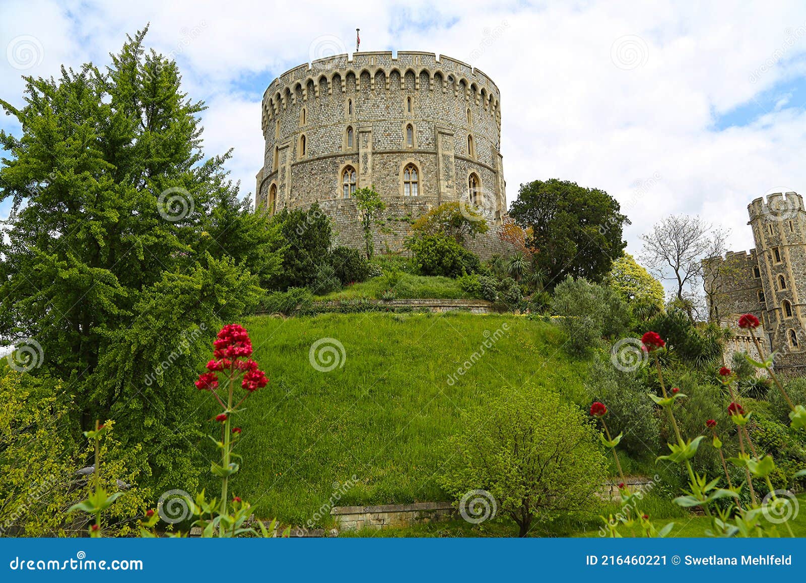 Windsor, Great Britain -May 25, 2016: Windsor Castle, Round Tower ...