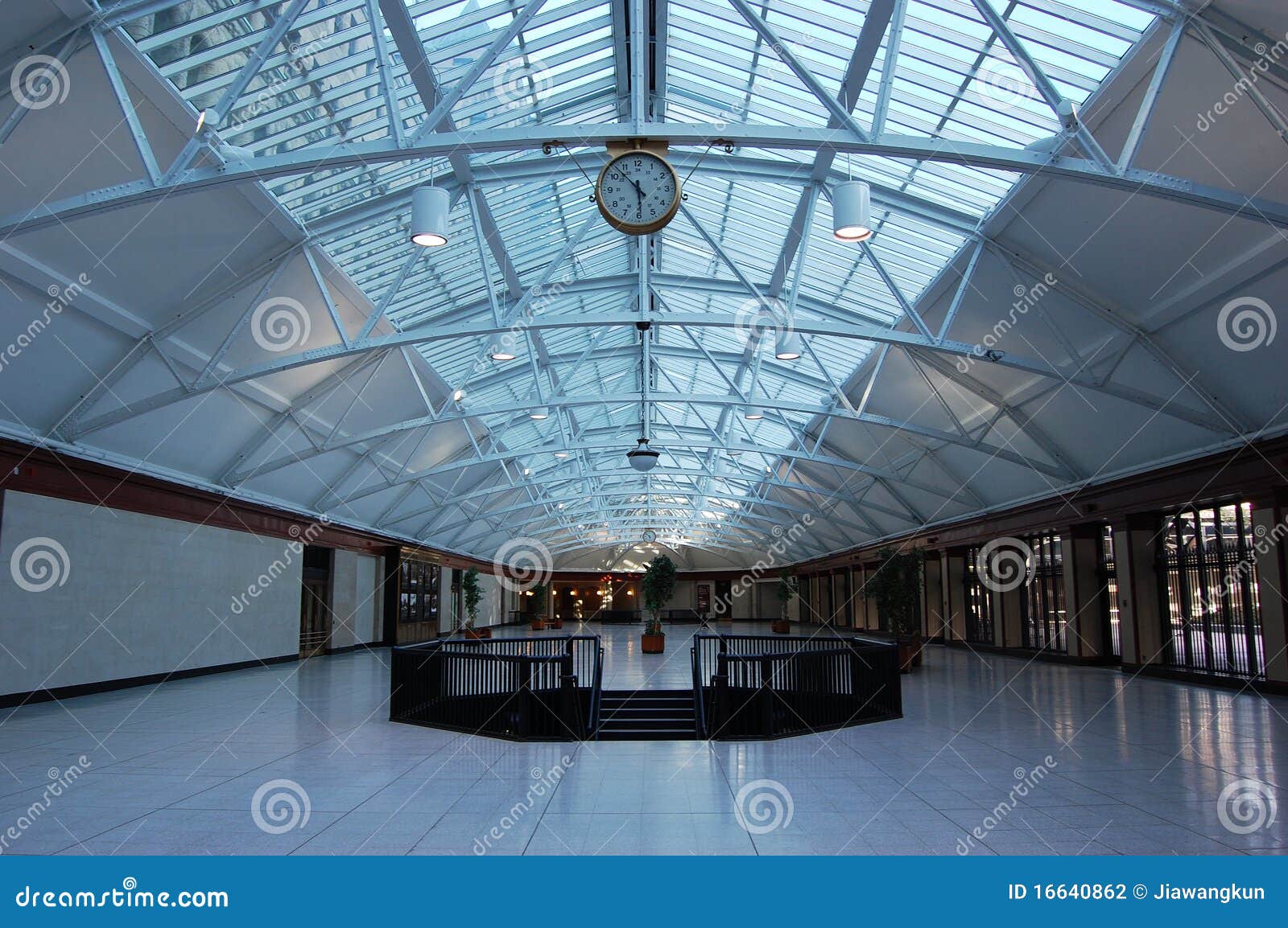 Windsor Station in Montreal Stock Photo - Image of city, metro: 16640862