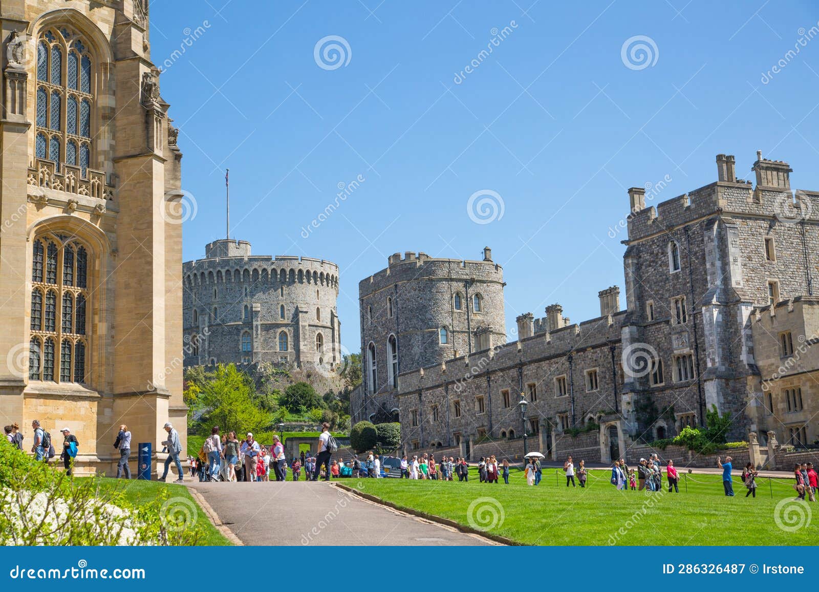 View at the Medieval Windsor Castle, Built 1066 by William the ... View at the Medieval Windsor Castle, Built 1066 by William the ...