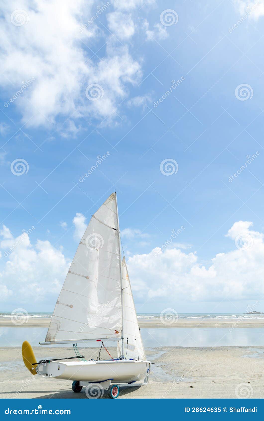 Windsurf Boat stock image. Image of skies, cloud, transport - 28624635