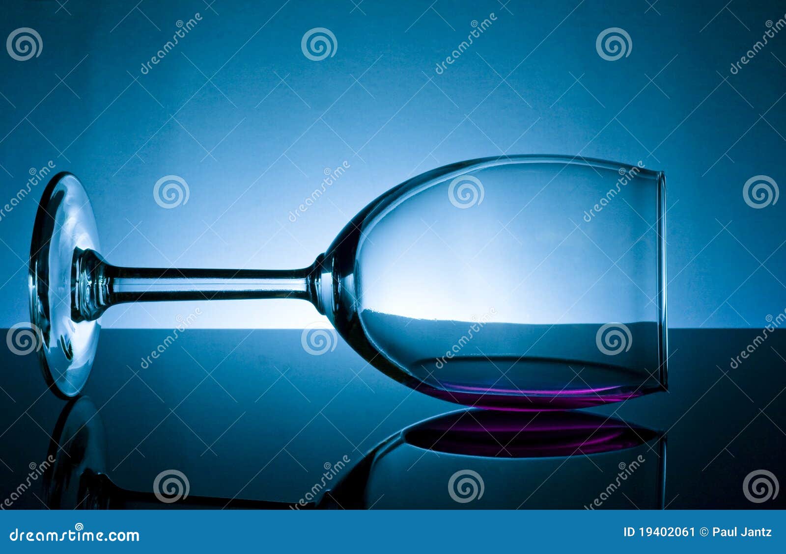 Wine glass with reflection stock image. Image of transparent - 19402061