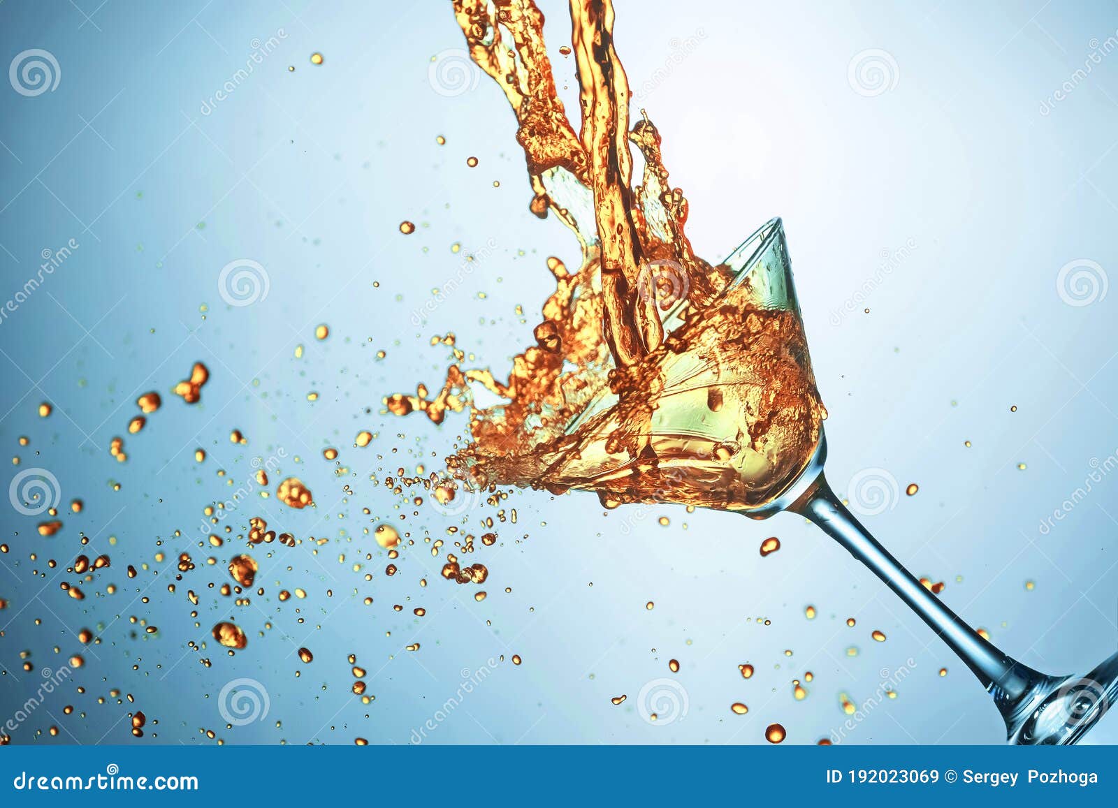 Wine glass. Spray wine stock image. Image of liquor - 192023069